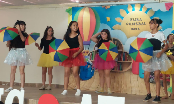 CAIC Anísio Teixeira realiza Feira Cultural – SINPRO-DF