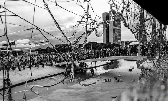 8 De Janeiro De Tentativa De Golpe à Defesa Da Democracia Sinpro Df